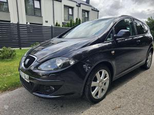 Black SEAT Altea XL 2008 in Kaunas, with an engine capacity of 2.00 L and mileage of 292 thousand km for 2950 €, photo 4 on AUTOMOTO.COM.LV