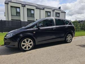 Black SEAT Altea XL 2008 in Kaunas, with an engine capacity of 2.00 L and mileage of 292 thousand km for 2950 €, photo 6 on AUTOMOTO.COM.LV