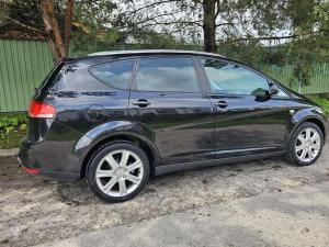 Black SEAT Altea XL 2008 in Kaunas, with an engine capacity of 2.00 L and mileage of 292 thousand km for 2950 €, photo 19 on AUTOMOTO.COM.LV