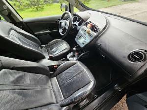 Black SEAT Altea XL 2008 in Kaunas, with an engine capacity of 2.00 L and mileage of 292 thousand km for 2950 €, photo 32 on AUTOMOTO.COM.LV