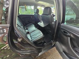 Black SEAT Altea XL 2008 in Kaunas, with an engine capacity of 2.00 L and mileage of 292 thousand km for 2950 €, photo 34 on AUTOMOTO.COM.LV