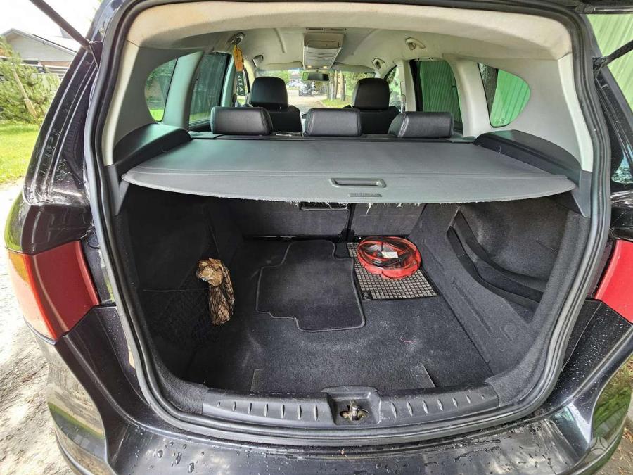 Black SEAT Altea XL 2008 in Kaunas, with an engine capacity of 2.00 L and mileage of 292 thousand km for 2950 €, photo 38 on AUTOMOTO.COM.LV