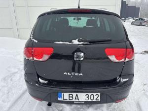 Black SEAT Altea XL 2010 in Kaunas, with an engine capacity of 1.60 L and mileage of 220 thousand km for 3950 €, photo 8 on AUTOMOTO.COM.LV
