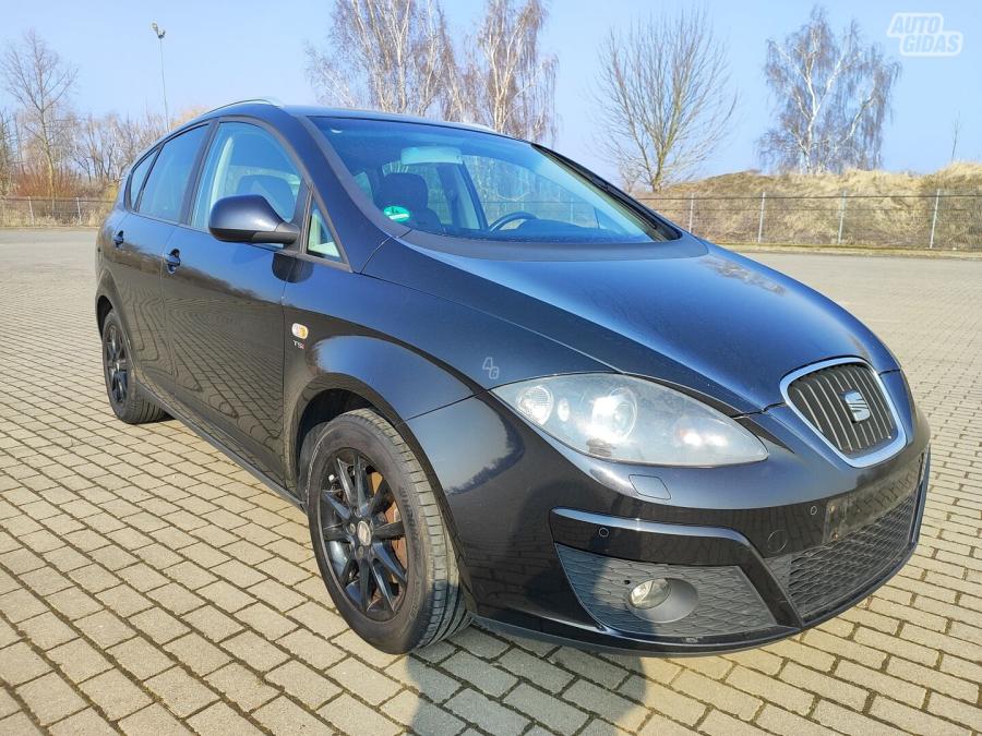 Black SEAT Altea XL 2010 in Marijampole, with an engine capacity of 1.20 L and mileage of 231 thousand km for 2450 €, photo 2 on AUTOMOTO.COM.LV
