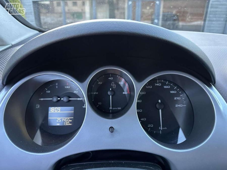 Melns SEAT Altea XL 2010 Kėdainiai, ar dzinēja tilpumu 1.60 L un nobraukumu 251 tūkst. km par 3999 €, foto 26 vietnē AUTOMOTO.COM.LV