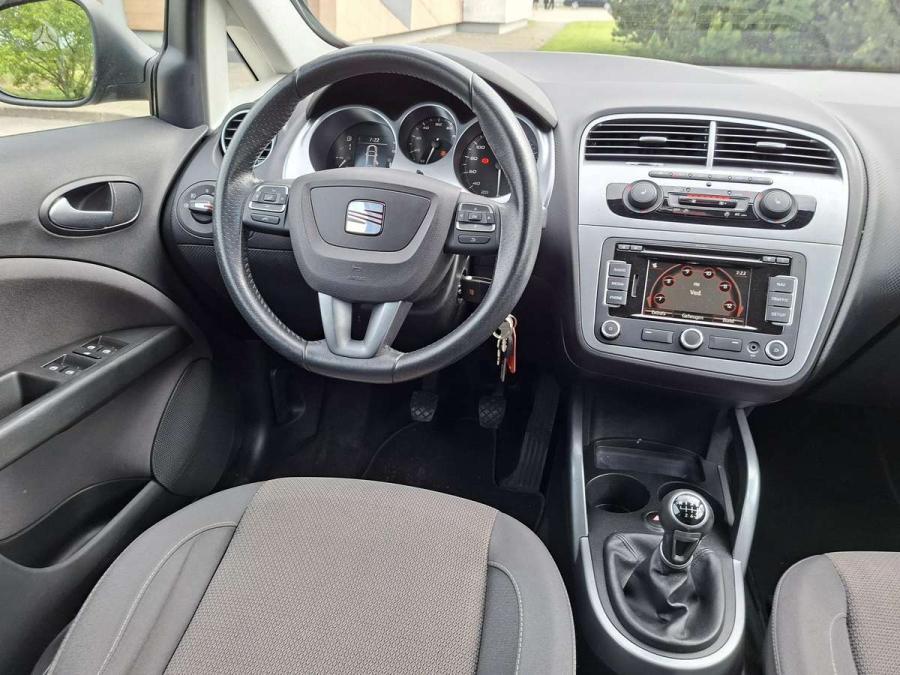 Черный Сеат Altea XL 2010 в Укмерге, объемом двигателя 1.80 л и пробегом 213 тыс. км за 2850 €, фото 10 на AUTOMOTO.COM.LV