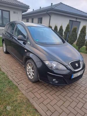 Melns SEAT Altea XL 2013 Klaipėda, ar dzinēja tilpumu 1.60 L un nobraukumu 146 tūkst. km par 4000 €, foto 3 vietnē AUTOMOTO.COM.LV