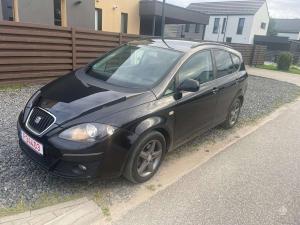 Black SEAT Altea XL 2014 in Vilnius, with an engine capacity of 1.60 L and mileage of 215 thousand km for 3999 €, photo 3 on AUTOMOTO.COM.LV