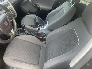Black SEAT Altea XL 2014 in Vilnius, with an engine capacity of 1.60 L and mileage of 215 thousand km for 3999 €, photo 8 on AUTOMOTO.COM.LV