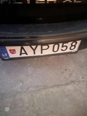 Black SEAT Altea XL 2014 in Vilnius, with an engine capacity of 1.60 L and mileage of 215 thousand km for 3999 €, photo 12 on AUTOMOTO.COM.LV