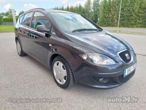 Melns SEAT Altea XL 2008 Tartu, ar dzinēja tilpumu 1.90 L un nobraukumu 343 tūkst. km par 1800 €, foto 3 vietnē AUTOMOTO.COM.LV