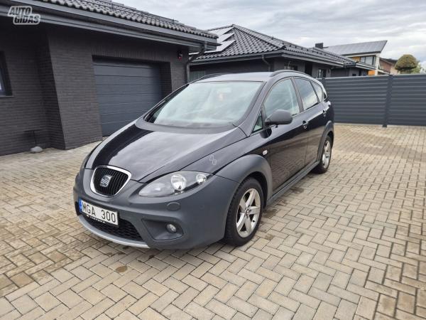 SEAT Altea XL 2010 in Kaunas on AUTOMOTO.COM.LV Black SEAT Altea XL 2010 in Kaunas, with an engine capacity of 1.60 L and mileage of 405 thousand km for 3400 €, photo 1 on AUTOMOTO.COM.LV