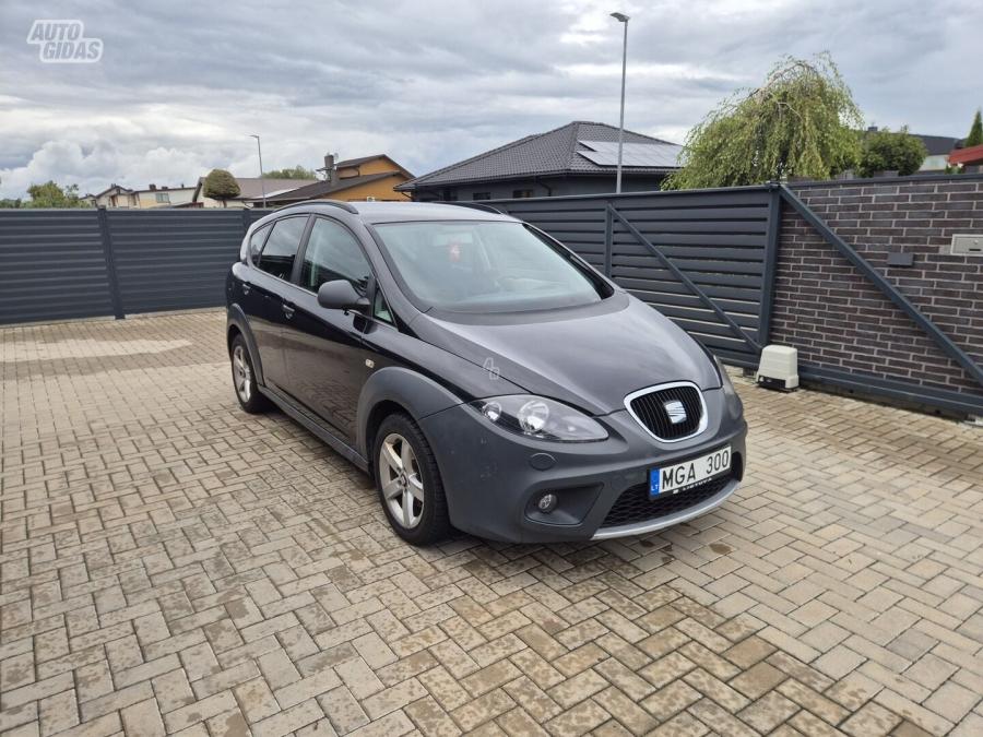Melns SEAT Altea XL 2010 Kauņa, ar dzinēja tilpumu 1.60 L un nobraukumu 405 tūkst. km par 3400 €, foto 5 vietnē AUTOMOTO.COM.LV