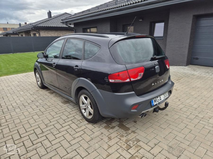 Melns SEAT Altea XL 2010 Kauņa, ar dzinēja tilpumu 1.60 L un nobraukumu 405 tūkst. km par 3400 €, foto 9 vietnē AUTOMOTO.COM.LV
