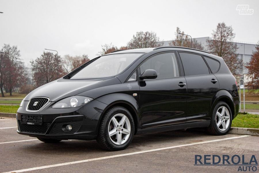 Black SEAT Altea XL 2011 in Kaunas, with an engine capacity of 1.60 L and mileage of 174 thousand km for 4200 €, photo 1 on AUTOMOTO.COM.LV