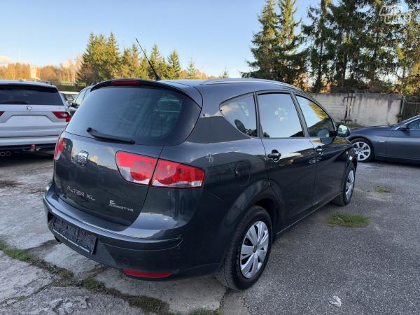 Melns SEAT Altea XL 2011 Utena, ar dzinēja tilpumu 1.60 L un nobraukumu 208 tūkst. km par 3200 €, foto 5 vietnē AUTOMOTO.COM.LV