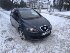 Blue SEAT Altea XL 2007 in Kaunas, with an engine capacity of 1.90 L and mileage of 346 thousand km for 1550 €, photo 3 on AUTOMOTO.COM.LV
