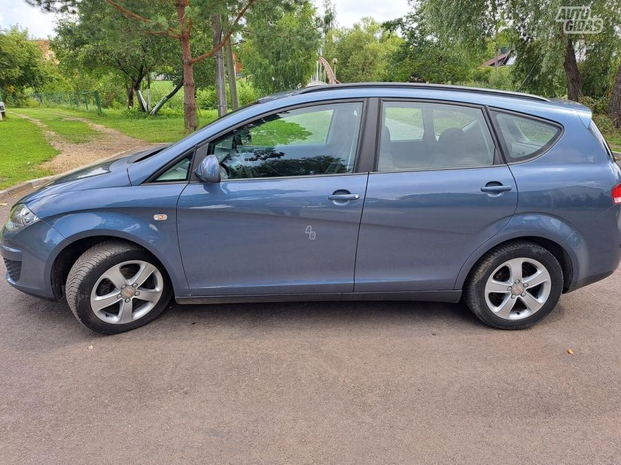Blue SEAT Altea XL 2009 in Birzai, with an engine capacity of 1.40 L and mileage of 171 thousand km for 2400 €, photo 9 on AUTOMOTO.COM.LV