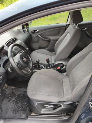 Zils SEAT Altea XL 2006 Viļņa, ar dzinēja tilpumu 2.00 L un nobraukumu 361 tūkst. km par 1300 €, foto 10 vietnē AUTOMOTO.COM.LV