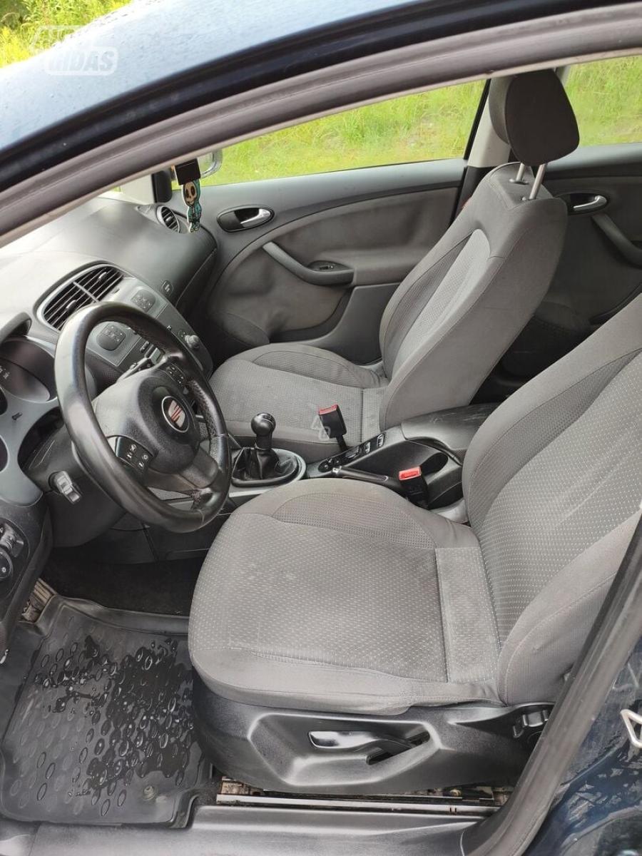 Zils SEAT Altea XL 2006 Viļņa, ar dzinēja tilpumu 2.00 L un nobraukumu 361 tūkst. km par 1300 €, foto 10 vietnē AUTOMOTO.COM.LV