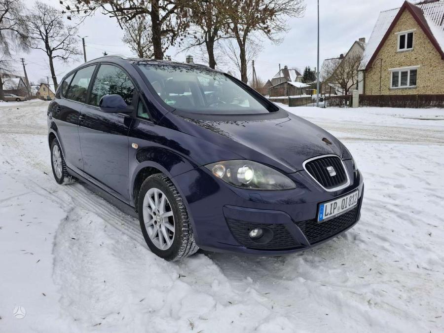 Zils SEAT Altea XL 2010 Šauļi, ar dzinēja tilpumu 1.60 L un nobraukumu 245 tūkst. km par 3950 €, foto 3 vietnē AUTOMOTO.COM.LV