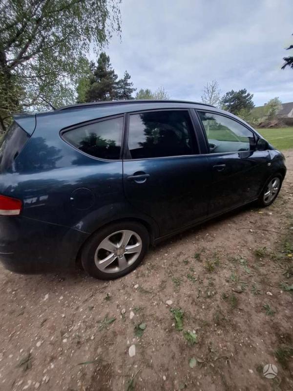 Zils SEAT Altea XL 2008 Jonava, ar dzinēja tilpumu 1.90 L un nobraukumu 265 tūkst. km par 2000 €, foto 2 vietnē AUTOMOTO.COM.LV