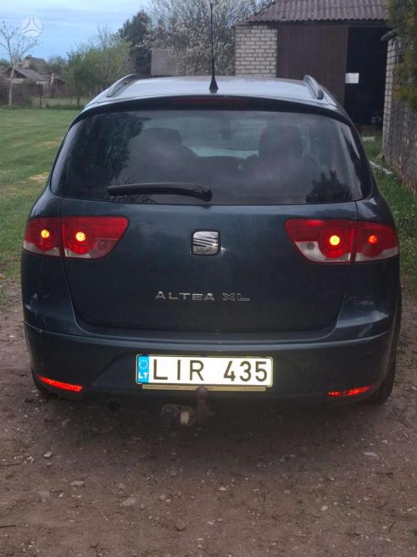 Zils SEAT Altea XL 2008 Jonava, ar dzinēja tilpumu 1.90 L un nobraukumu 265 tūkst. km par 2000 €, foto 3 vietnē AUTOMOTO.COM.LV