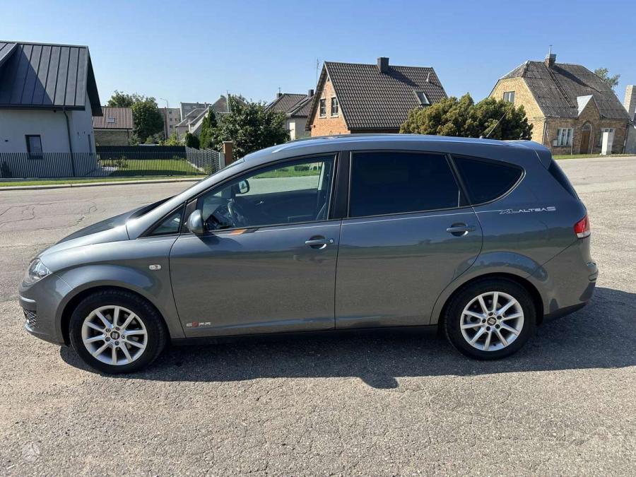 Zaļš SEAT Altea XL 2012 Šauļi, ar dzinēja tilpumu 1.60 L un nobraukumu 179 tūkst. km par 3950 €, foto 5 vietnē AUTOMOTO.COM.LV