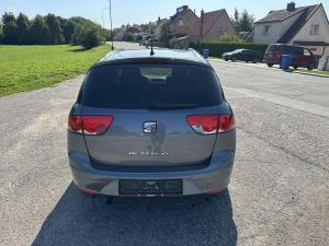 Zaļš SEAT Altea XL 2012 Šauļi, ar dzinēja tilpumu 1.60 L un nobraukumu 179 tūkst. km par 3950 €, foto 7 vietnē AUTOMOTO.COM.LV
