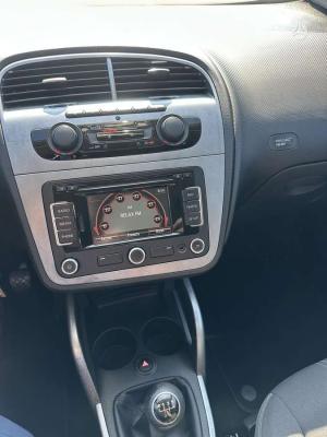 Zaļš SEAT Altea XL 2012 Šauļi, ar dzinēja tilpumu 1.60 L un nobraukumu 179 tūkst. km par 3950 €, foto 18 vietnē AUTOMOTO.COM.LV
