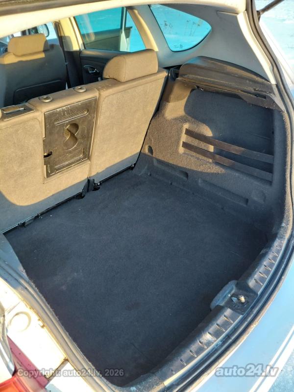 Grey SEAT Altea XL 2007 in Viljandi, with an engine capacity of 1.90 L and mileage of 245 thousand km for 1100 €, photo 11 on AUTOMOTO.COM.LV
