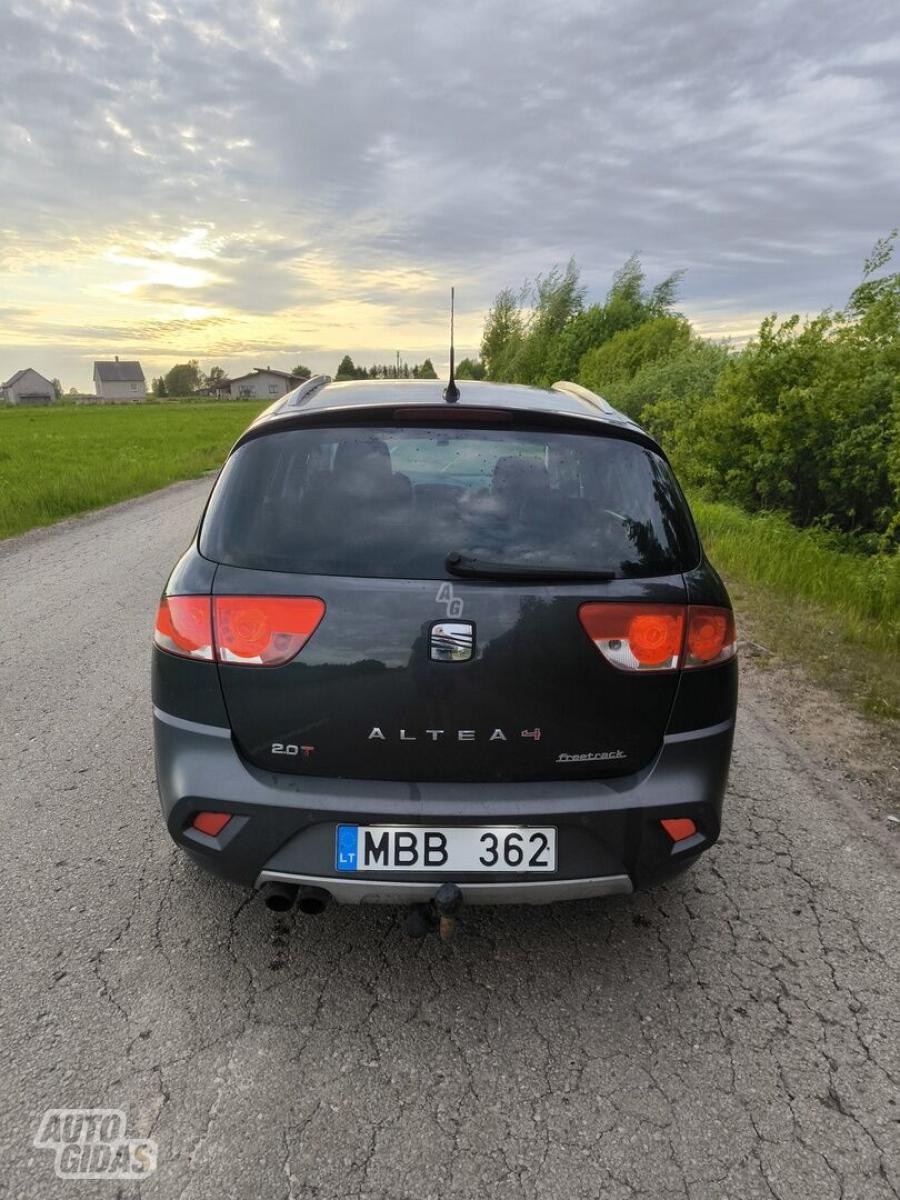 Pelēks SEAT Altea XL 2007 Tauragė, ar dzinēja tilpumu 2.00 L un nobraukumu 214 tūkst. km par 1700 €, foto 6 vietnē AUTOMOTO.COM.LV