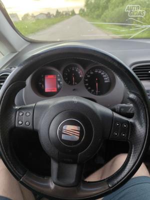 Pelēks SEAT Altea XL 2007 Tauragė, ar dzinēja tilpumu 2.00 L un nobraukumu 214 tūkst. km par 1700 €, foto 8 vietnē AUTOMOTO.COM.LV
