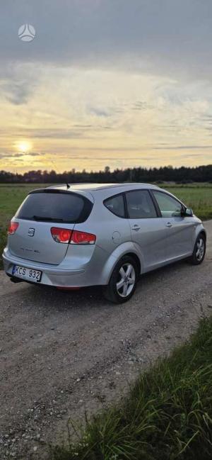 Grey SEAT Altea XL 2007 in Siauliai, with an engine capacity of 1.97 L and mileage of 265 thousand km for 1600 €, photo 4 on AUTOMOTO.COM.LV