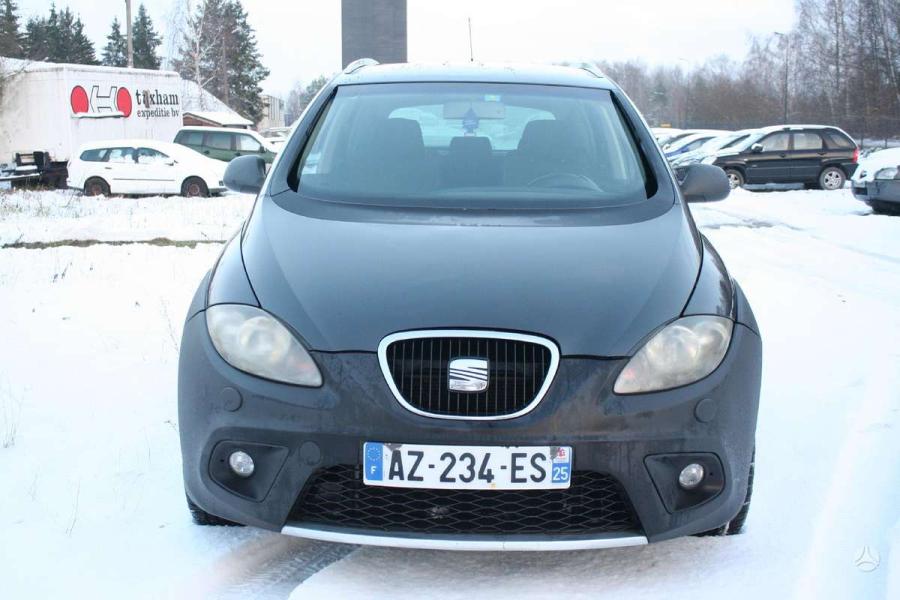 Pelēks SEAT Altea XL 2008 Kauņa, ar dzinēja tilpumu 2.00 L un nobraukumu 300 tūkst. km par 3200 €, foto 2 vietnē AUTOMOTO.COM.LV