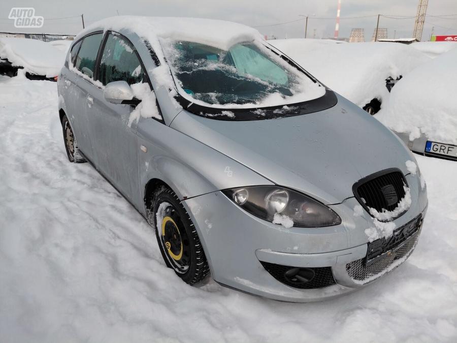 Серый Сеат Altea XL 2008 в Вильнюс, объемом двигателя 1.90 л и пробегом 393 тыс. км за 1450 €, фото 1 на AUTOMOTO.COM.LV