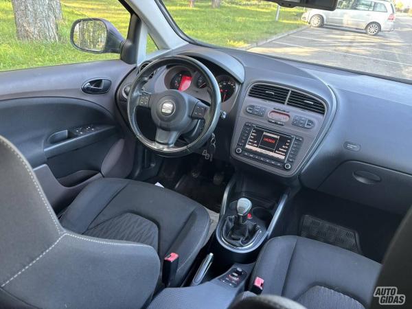 Grey SEAT Altea XL 2008 in Marijampole, with an engine capacity of 2.00 L and mileage of 230 thousand km for 1990 €, photo 8 on AUTOMOTO.COM.LV
