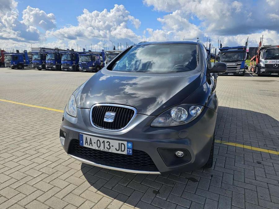 Серый Сеат Altea XL 2009 в Таураге, объемом двигателя 2.00 л и пробегом 270 тыс. км за 3500 €, фото 1 на AUTOMOTO.COM.LV