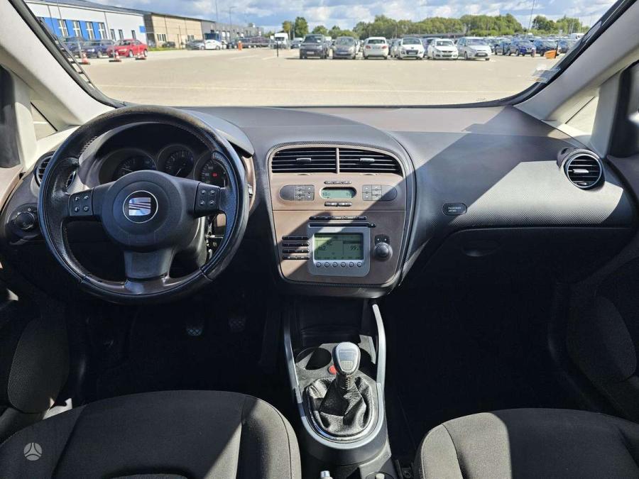 Серый Сеат Altea XL 2009 в Таураге, объемом двигателя 2.00 л и пробегом 270 тыс. км за 3500 €, фото 18 на AUTOMOTO.COM.LV