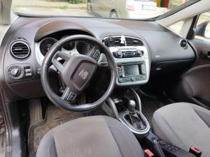 Grey SEAT Altea XL 2011 in Vilnius, with an engine capacity of 1.60 L and mileage of 286 thousand km for 3300 €, photo 4 on AUTOMOTO.COM.LV