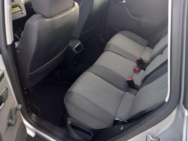 Grey SEAT Altea XL 2012 in Alytus, with an engine capacity of 1.60 L and mileage of 269 thousand km for 3750 €, photo 10 on AUTOMOTO.COM.LV