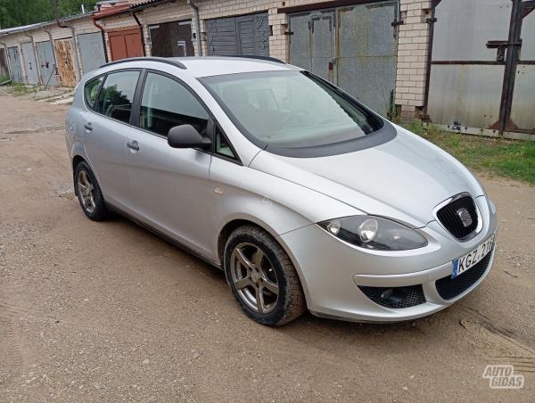 Серый Сеат Altea XL 2007 в Паневежис, объемом двигателя 1.90 л и пробегом 320 тыс. км за 2200 €, фото 4 на AUTOMOTO.COM.LV