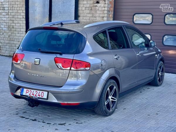 Pelēks SEAT Altea XL 2007 Kretinga, ar dzinēja tilpumu 2.00 L un nobraukumu 315 tūkst. km par 3650 €, foto 6 vietnē AUTOMOTO.COM.LV