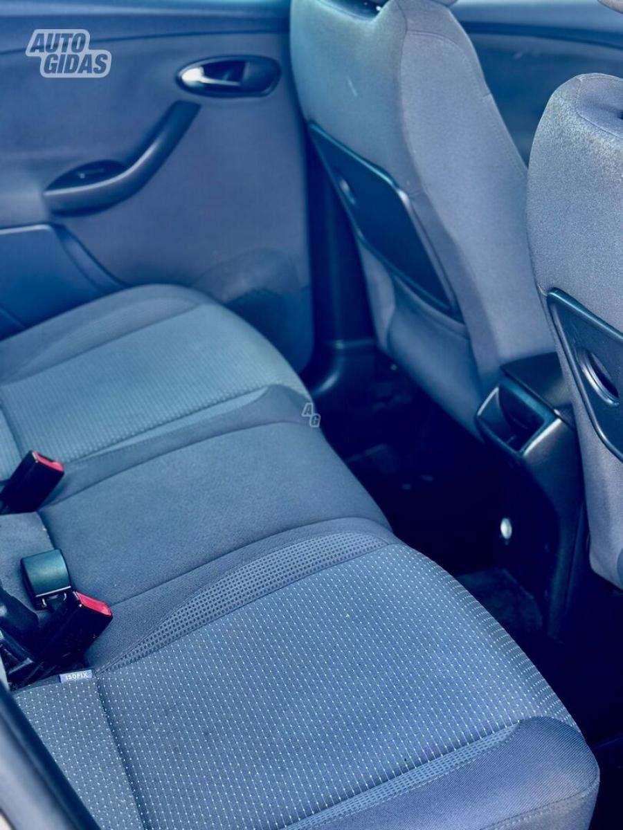 Pelēks SEAT Altea XL 2007 Kretinga, ar dzinēja tilpumu 2.00 L un nobraukumu 315 tūkst. km par 3650 €, foto 12 vietnē AUTOMOTO.COM.LV