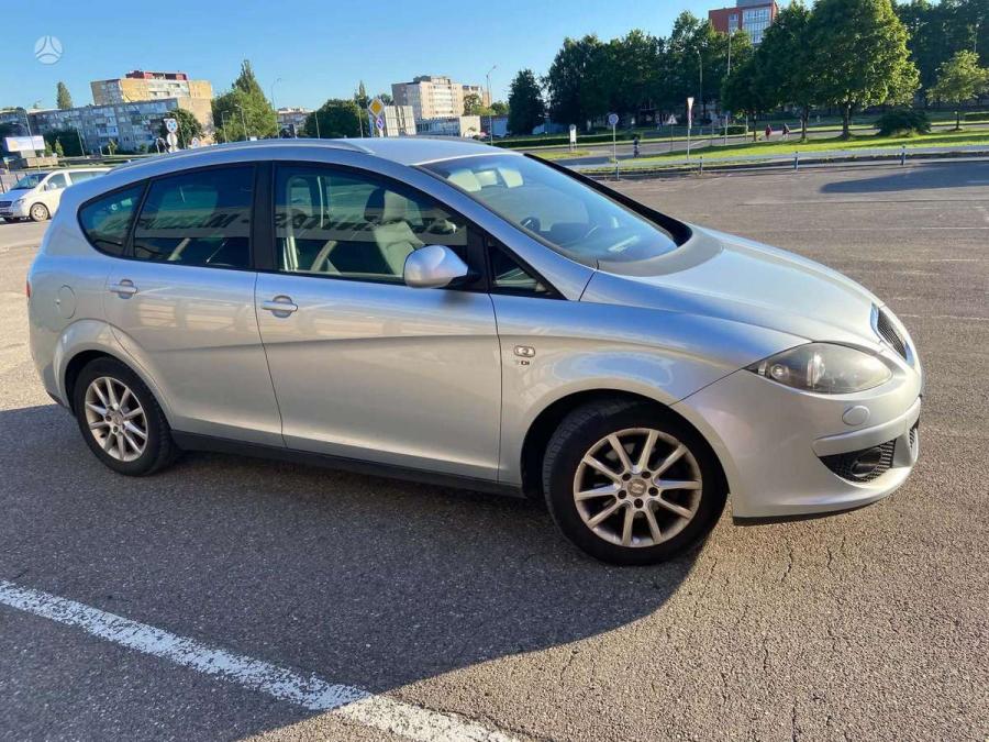 Серый Сеат Altea XL 2007 в Клайпеда, объемом двигателя 1.97 л и пробегом 365 тыс. км за 1800 €, фото 10 на AUTOMOTO.COM.LV