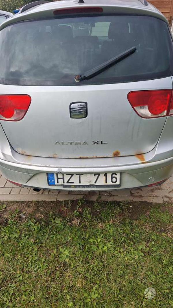 Pelēks SEAT Altea XL 2007 Viļņa, ar dzinēja tilpumu 1.90 L un nobraukumu 341 tūkst. km par 900 €, foto 7 vietnē AUTOMOTO.COM.LV