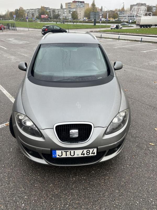 Pelēks SEAT Altea XL 2008 Klaipėda, ar dzinēja tilpumu 1.90 L un nobraukumu 300 tūkst. km par 2500 €, foto 3 vietnē AUTOMOTO.COM.LV