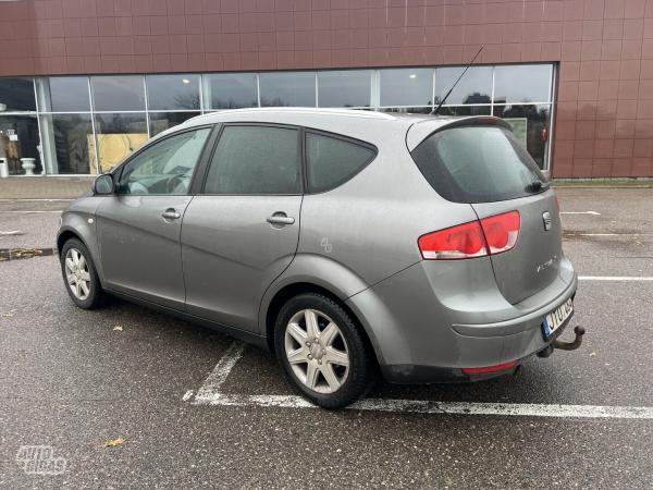 Pelēks SEAT Altea XL 2008 Klaipėda, ar dzinēja tilpumu 1.90 L un nobraukumu 300 tūkst. km par 2500 €, foto 8 vietnē AUTOMOTO.COM.LV