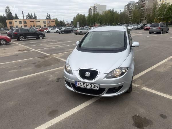 Pelēks SEAT Altea XL 2008 Kauņa, ar dzinēja tilpumu 2.00 L un nobraukumu 152 tūkst. km par 3699 €, foto 7 vietnē AUTOMOTO.COM.LV