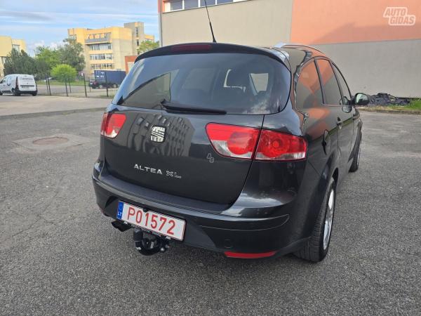 Grey SEAT Altea XL 2008 in Kaunas, with an engine capacity of 2.00 L and mileage of 245 thousand km for 3300 €, photo 7 on AUTOMOTO.COM.LV